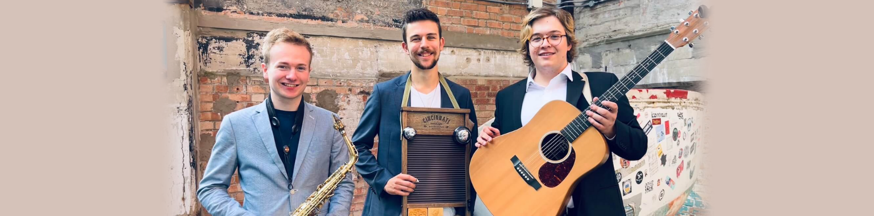 Roaming Jazz Band Trio Hire | Musicians Inc